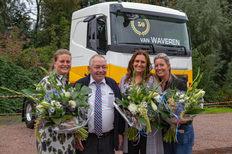 Oprichter Es viert dit jaar 50 jaar Van Waveren Transport – Van Waveren ...